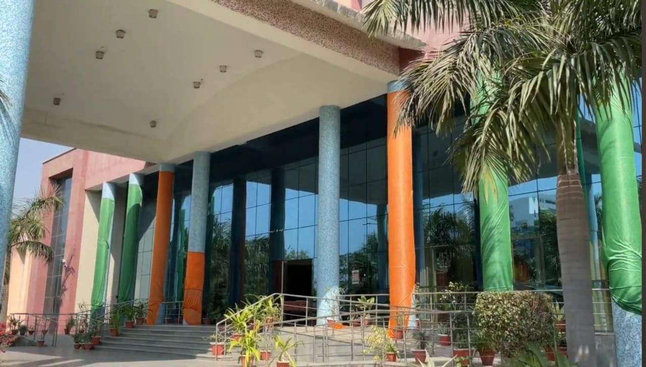 BBAU: Fees, Admission 2025, Courses, Cutoff, Ranking, Placement