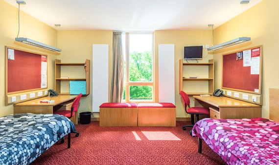 University of Edinburgh Accommodation: Types of Room, Cost, and Off ...