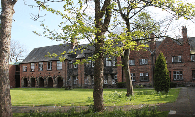 University of Manchester Accommodation: Residence Halls, Price, and ...