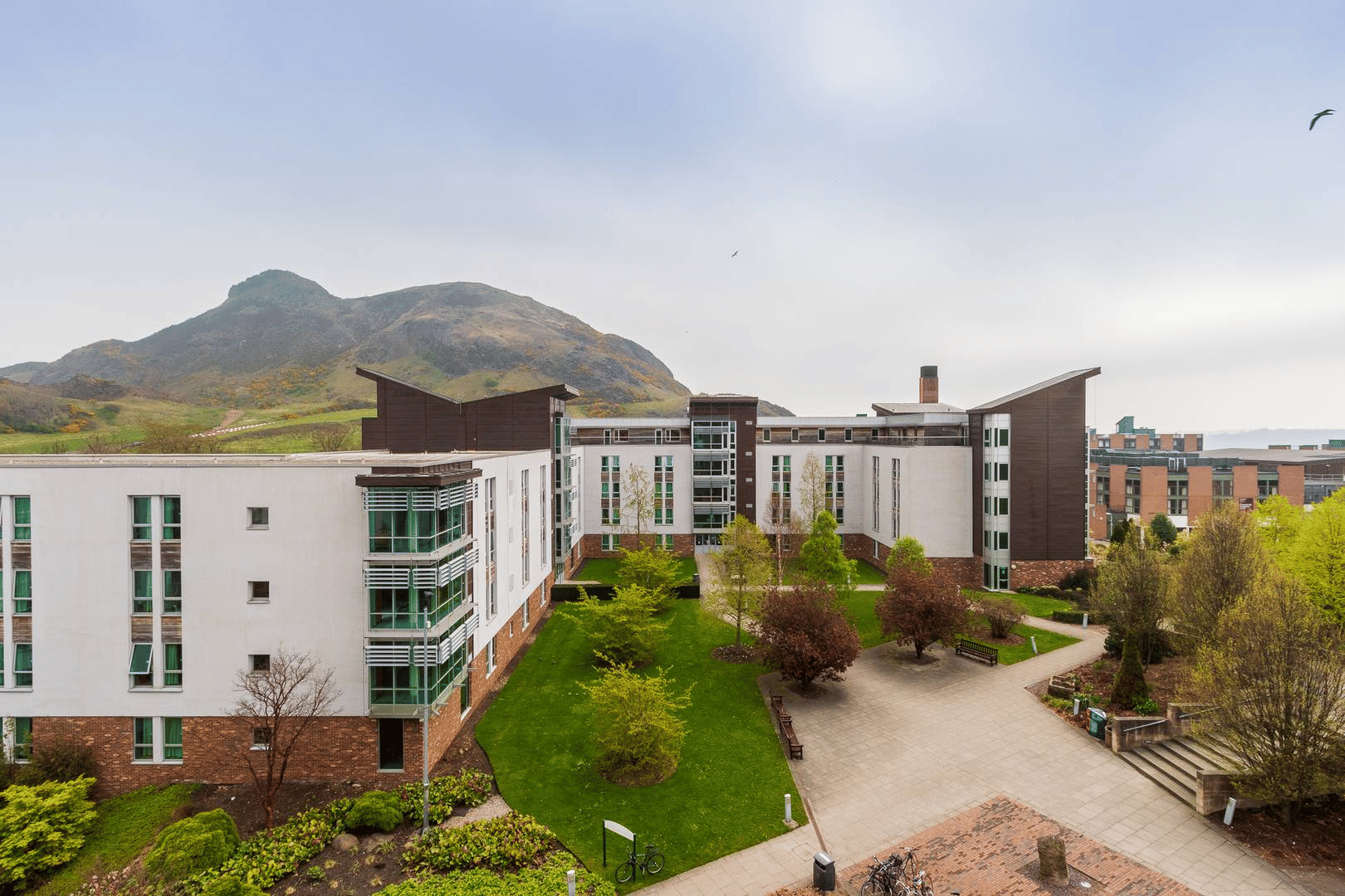 University of Edinburgh Accommodation: Types of Room, Cost, and Off ...